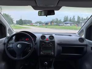 White Volkswagen Caddy 2007 in Riga, with an engine capacity of 1.90 L and mileage of 400 thousand km for 2300 €, photo 9 on AUTOMOTO.COM.LV