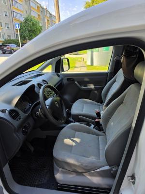 White Volkswagen Caddy 2008 in Tallinn, with an engine capacity of 2.00 L and mileage of 184 thousand km for 3000 €, photo 21 on AUTOMOTO.COM.LV