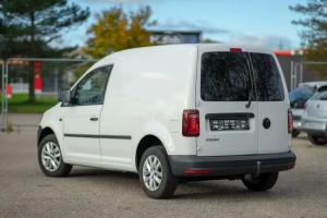 Balts Volkswagen Caddy 2011 Liepāja, ar dzinēja tilpumu 1.60 L un nobraukumu 284 tūkst. km par 5250 €, foto 3 vietnē AUTOMOTO.COM.LV