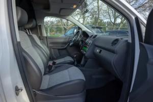 Balts Volkswagen Caddy 2011 Liepāja, ar dzinēja tilpumu 1.60 L un nobraukumu 284 tūkst. km par 5250 €, foto 9 vietnē AUTOMOTO.COM.LV
