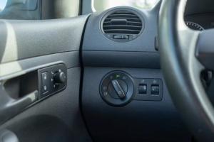Balts Volkswagen Caddy 2011 Liepāja, ar dzinēja tilpumu 1.60 L un nobraukumu 284 tūkst. km par 5250 €, foto 15 vietnē AUTOMOTO.COM.LV