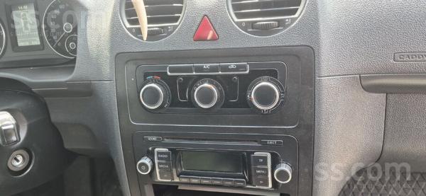 White Volkswagen Caddy 2011 in Daugavpils, with an engine capacity of 1.60 L and mileage of 588 thousand km for 4350 €, photo 2 on AUTOMOTO.COM.LV