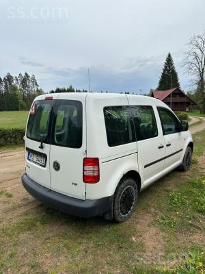 Balts Volkswagen Caddy 2011 Aizkraukle, ar dzinēja tilpumu 1.20 L un nobraukumu 230 tūkst. km par 2800 €, foto 10 vietnē AUTOMOTO.COM.LV