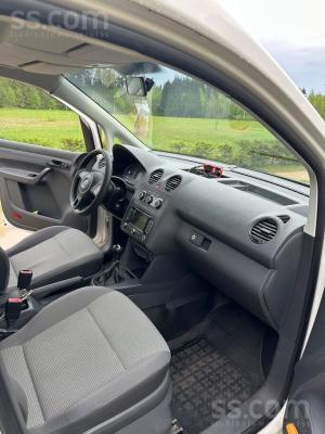 Balts Volkswagen Caddy 2011 Aizkraukle, ar dzinēja tilpumu 1.20 L un nobraukumu 230 tūkst. km par 2800 €, foto 11 vietnē AUTOMOTO.COM.LV