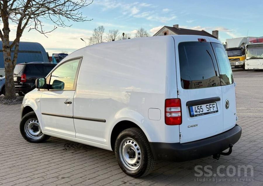 White Volkswagen Caddy 2012 in Valka, with an engine capacity of 1.60 L and mileage of 235 thousand km for 4850 €, photo 12 on AUTOMOTO.COM.LV