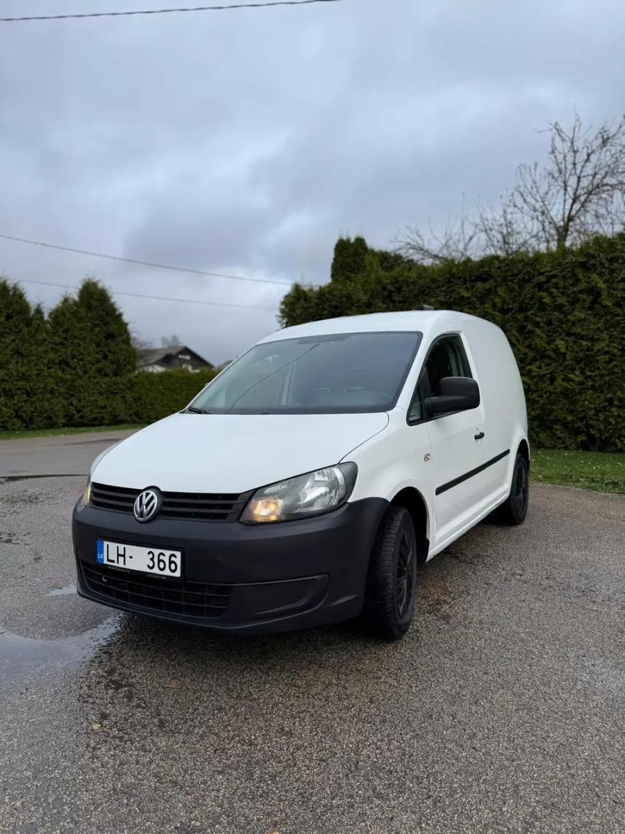 Balts Volkswagen Caddy 2013 Rīga, ar dzinēja tilpumu 1.60 L un nobraukumu 280 tūkst. km par 3600 €, foto 3 vietnē AUTOMOTO.COM.LV