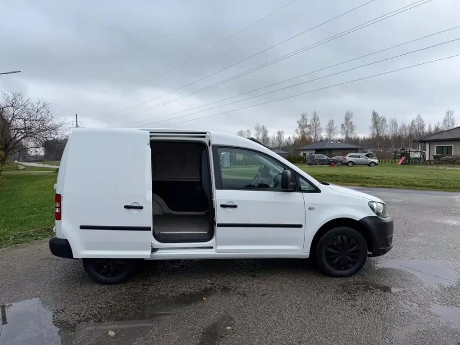 Balts Volkswagen Caddy 2013 Rīga, ar dzinēja tilpumu 1.60 L un nobraukumu 280 tūkst. km par 3600 €, foto 5 vietnē AUTOMOTO.COM.LV