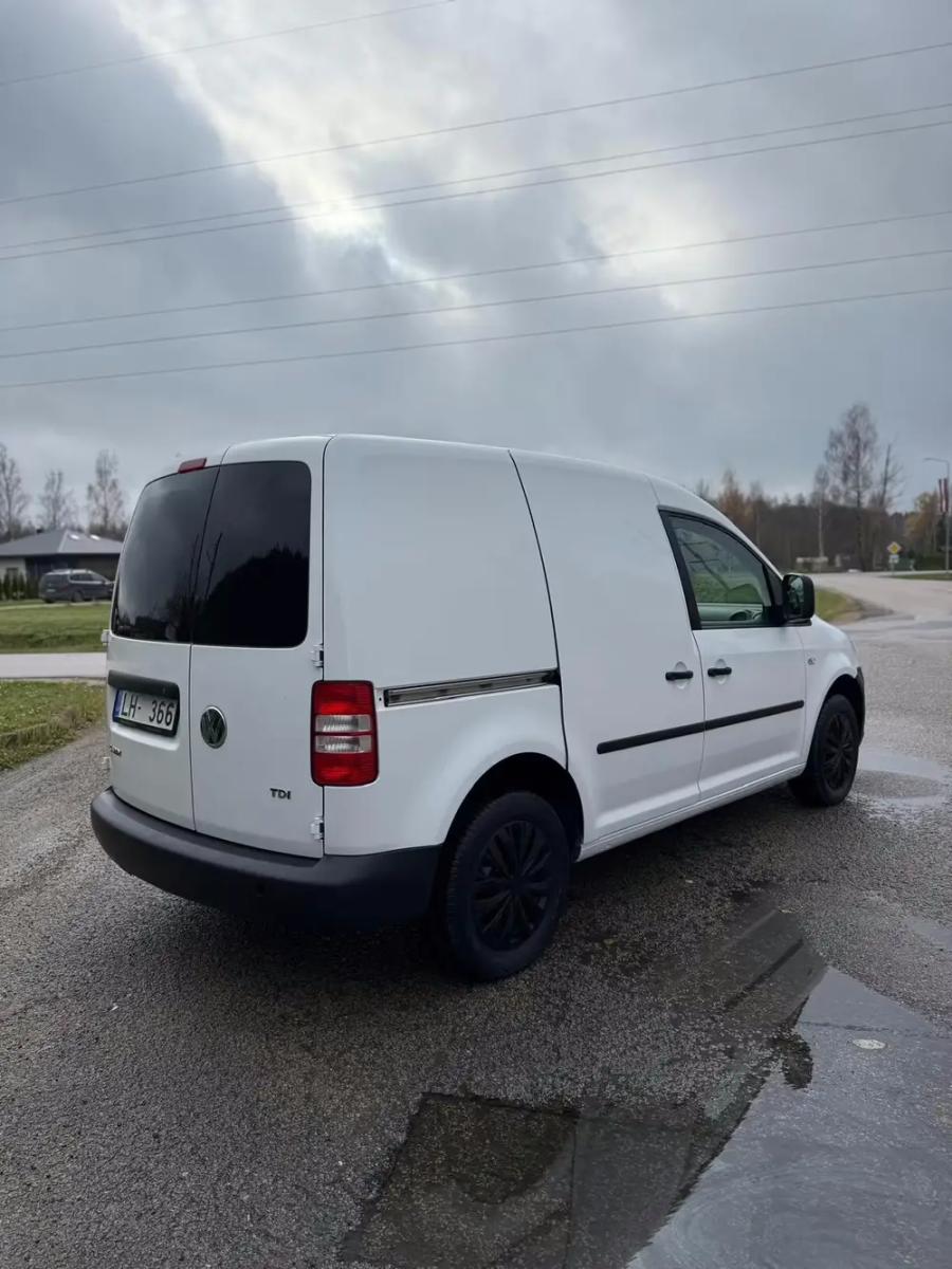 Balts Volkswagen Caddy 2013 Rīga, ar dzinēja tilpumu 1.60 L un nobraukumu 280 tūkst. km par 3600 €, foto 7 vietnē AUTOMOTO.COM.LV