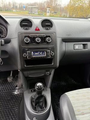 Balts Volkswagen Caddy 2013 Rīga, ar dzinēja tilpumu 1.60 L un nobraukumu 280 tūkst. km par 3600 €, foto 17 vietnē AUTOMOTO.COM.LV