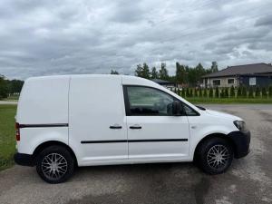 White Volkswagen Caddy 2014 in Riga, with an engine capacity of 1.60 L and mileage of 310 thousand km for 3900 €, photo 5 on AUTOMOTO.COM.LV