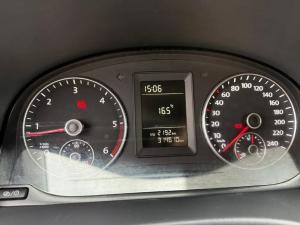 White Volkswagen Caddy 2014 in Riga, with an engine capacity of 1.60 L and mileage of 310 thousand km for 3900 €, photo 14 on AUTOMOTO.COM.LV