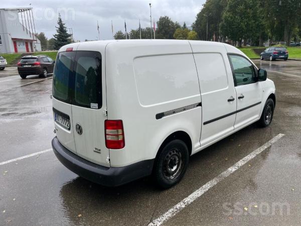 White Volkswagen Caddy 2015 in Ogre, with an engine capacity of 1.60 L and mileage of 345 thousand km for 7350 €, photo 5 on AUTOMOTO.COM.LV
