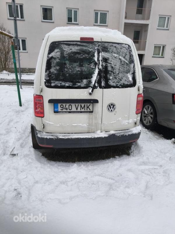 White Volkswagen Caddy 2016 in Narva, with an engine capacity of 0.00 L and mileage of 351 thousand km for 6900 €, photo 5 on AUTOMOTO.COM.LV