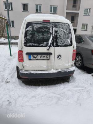 White Volkswagen Caddy 2016 in Narva, with an engine capacity of 0.00 L and mileage of 351 thousand km for 6900 €, photo 6 on AUTOMOTO.COM.LV