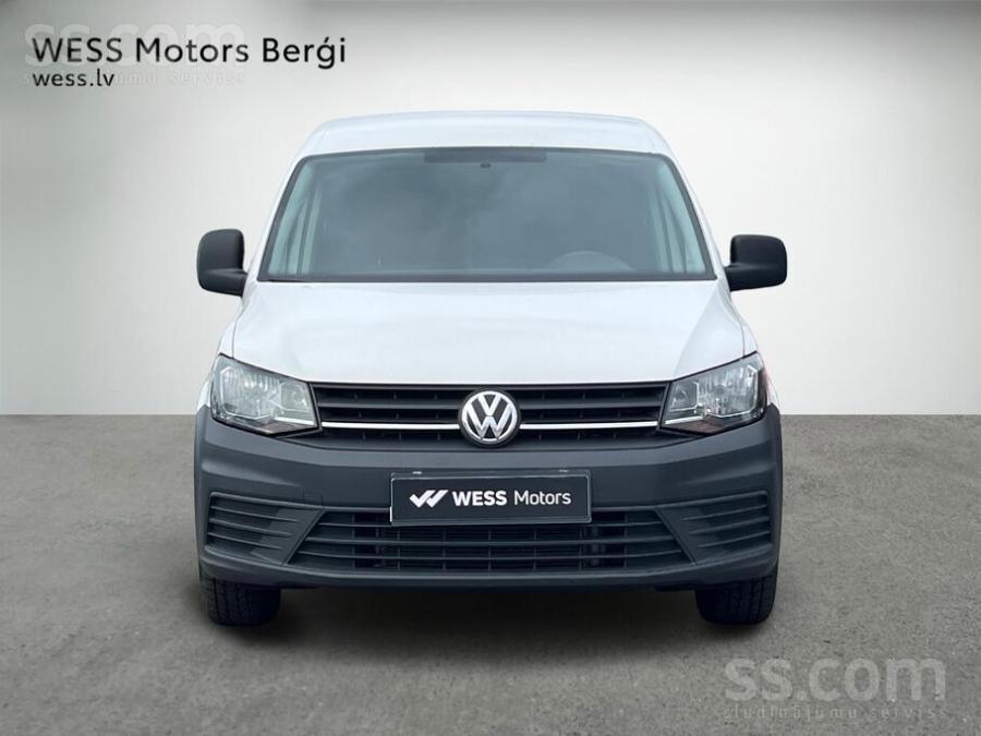 White Volkswagen Caddy 2019 in Riga, with an engine capacity of 2.00 L and mileage of 210 thousand km for 8990 €, photo 6 on AUTOMOTO.COM.LV