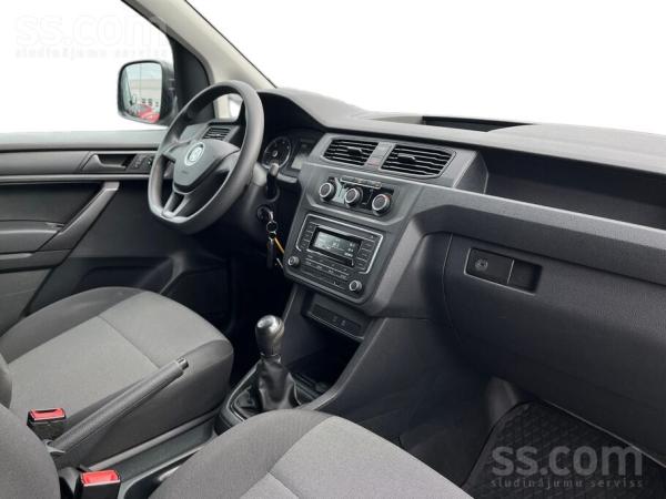 Balts Volkswagen Caddy 2019 Rīga, ar dzinēja tilpumu 2.00 L un nobraukumu 210 tūkst. km par 8990 €, foto 6 vietnē AUTOMOTO.COM.LV