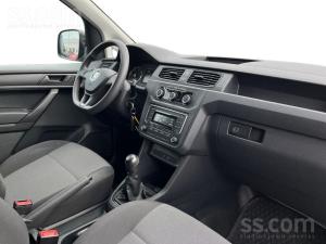 White Volkswagen Caddy 2019 in Riga, with an engine capacity of 2.00 L and mileage of 210 thousand km for 8990 €, photo 7 on AUTOMOTO.COM.LV