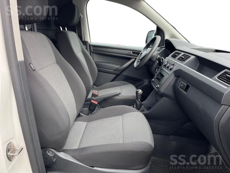 White Volkswagen Caddy 2019 in Riga, with an engine capacity of 2.00 L and mileage of 210 thousand km for 8990 €, photo 8 on AUTOMOTO.COM.LV