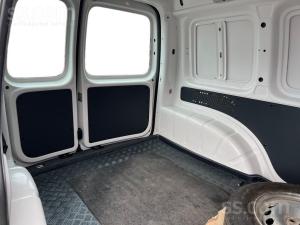 White Volkswagen Caddy 2019 in Riga, with an engine capacity of 2.00 L and mileage of 210 thousand km for 8990 €, photo 18 on AUTOMOTO.COM.LV