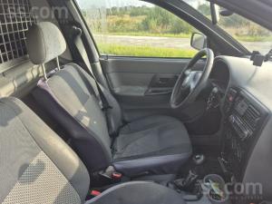 Balts Volkswagen Caddy 2002 Jelgava, ar dzinēja tilpumu 1.90 L un nobraukumu 67 tūkst. km par 1400 €, foto 8 vietnē AUTOMOTO.COM.LV