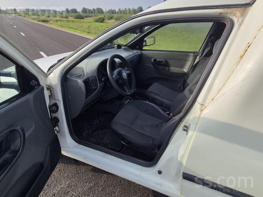 Balts Volkswagen Caddy 2002 Jelgava, ar dzinēja tilpumu 1.90 L un nobraukumu 67 tūkst. km par 1400 €, foto 11 vietnē AUTOMOTO.COM.LV