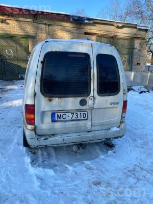 Balts Volkswagen Caddy 2003 Rīga, ar dzinēja tilpumu 1.40 L un nobraukumu 191 tūkst. km par 363 €, foto 3 vietnē AUTOMOTO.COM.LV