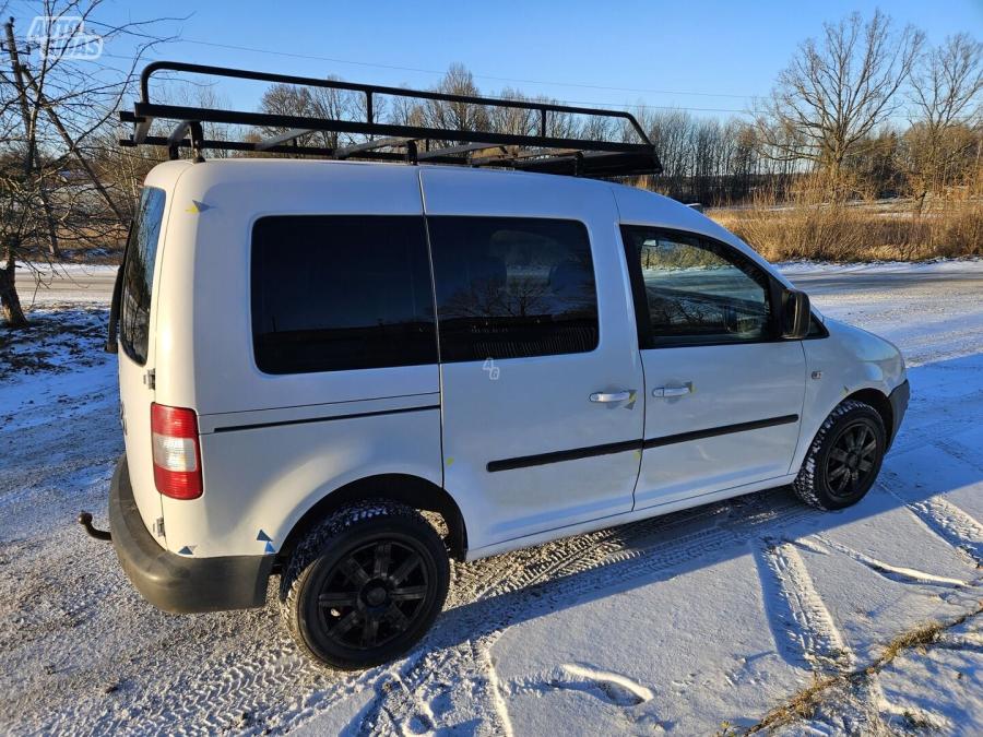 White Volkswagen Caddy 2005 in Kaisiadorys, with an engine capacity of 1.90 L and mileage of 320 thousand km for 1850 €, photo 4 on AUTOMOTO.COM.LV