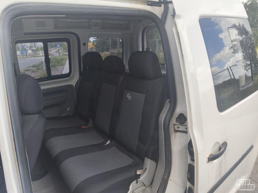 Balts Volkswagen Caddy 2005 Viļņa, ar dzinēja tilpumu 1.90 L un nobraukumu 316 tūkst. km par 1850 €, foto 3 vietnē AUTOMOTO.COM.LV