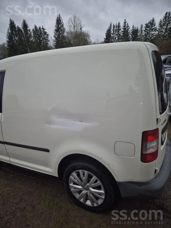 White Volkswagen Caddy 2006 in Ogre, with an engine capacity of 2.00 L and mileage of 343 thousand km for 2400 €, photo 4 on AUTOMOTO.COM.LV
