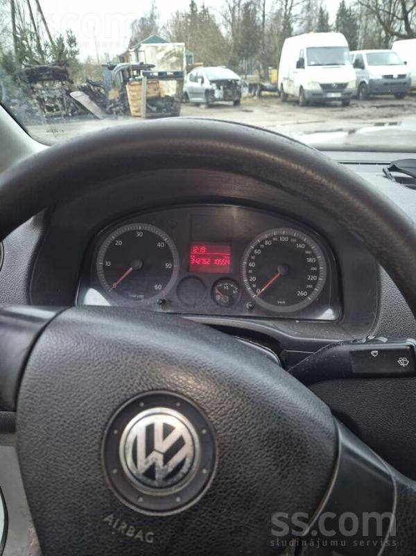 White Volkswagen Caddy 2006 in Ogre, with an engine capacity of 2.00 L and mileage of 343 thousand km for 2400 €, photo 8 on AUTOMOTO.COM.LV