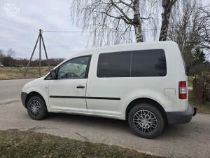 White Volkswagen Caddy 2006 in Plunge, with an engine capacity of 1.90 L and mileage of 385 thousand km for 2200 €, photo 2 on AUTOMOTO.COM.LV