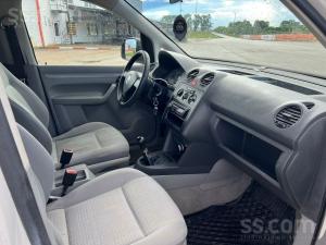 Balts Volkswagen Caddy 2006 Rīga, ar dzinēja tilpumu 1.90 L un nobraukumu 423 tūkst. km par 2300 €, foto 8 vietnē AUTOMOTO.COM.LV