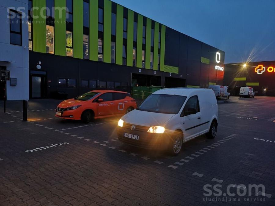 White Volkswagen Caddy 2006 in Riga, with an engine capacity of 1.90 L and mileage of 337 thousand km for 2000 €, photo 12 on AUTOMOTO.COM.LV