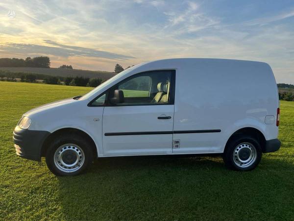 Volkswagen Caddy 2006 in Silale on AUTOMOTO.COM.LV White Volkswagen Caddy 2006 in Silale, with an engine capacity of 2.00 L and mileage of 393 thousand km for 1690 €, photo 6 on AUTOMOTO.COM.LV