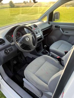 White Volkswagen Caddy 2006 in Silale, with an engine capacity of 2.00 L and mileage of 393 thousand km for 1690 €, photo 12 on AUTOMOTO.COM.LV