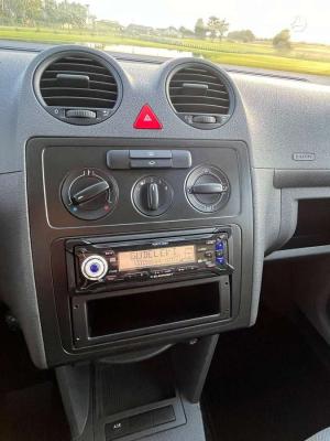 White Volkswagen Caddy 2006 in Silale, with an engine capacity of 2.00 L and mileage of 393 thousand km for 1690 €, photo 14 on AUTOMOTO.COM.LV
