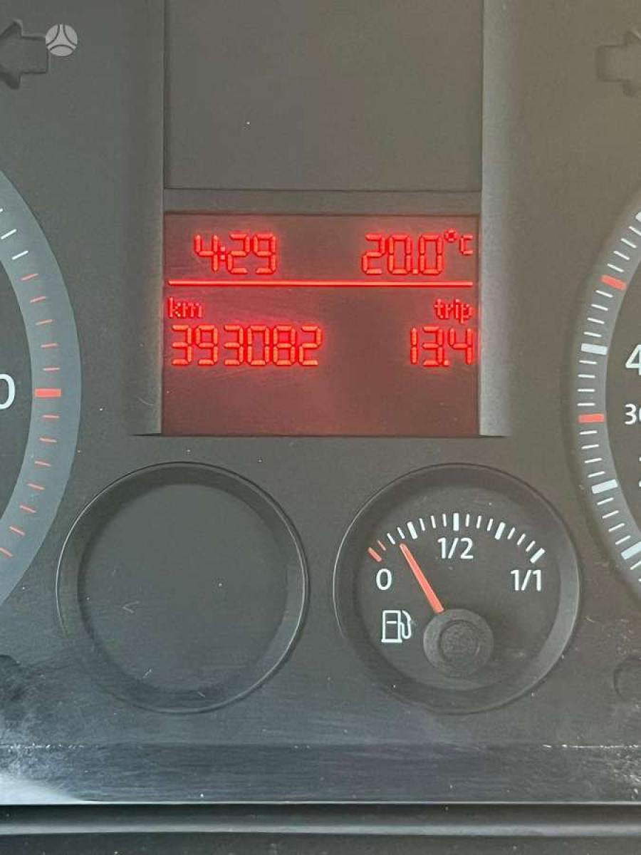 White Volkswagen Caddy 2006 in Silale, with an engine capacity of 2.00 L and mileage of 393 thousand km for 1690 €, photo 15 on AUTOMOTO.COM.LV