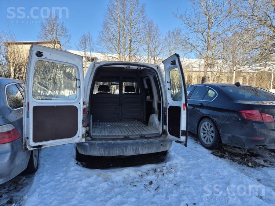 White Volkswagen Caddy 2007 in Kuldiga, with an engine capacity of 2.00 L and mileage of 0 thousand km for 1000 €, photo 10 on AUTOMOTO.COM.LV