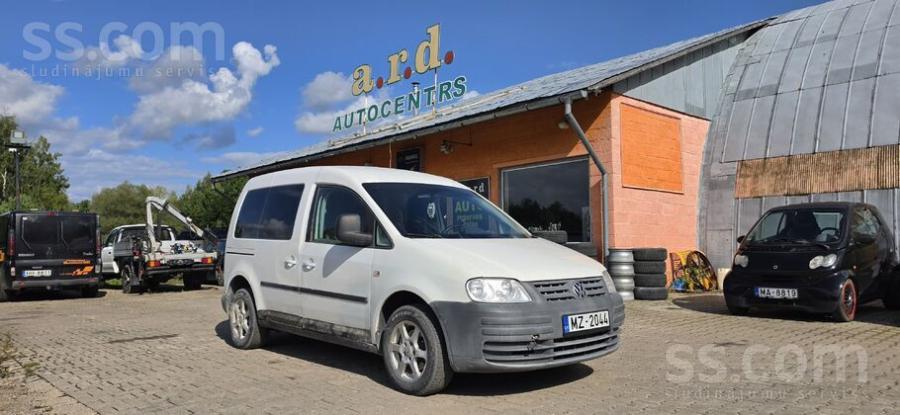 White Volkswagen Caddy 2007 in Valmiera, with an engine capacity of 1.90 L and mileage of 646 thousand km for 900 €, photo 1 on AUTOMOTO.COM.LV