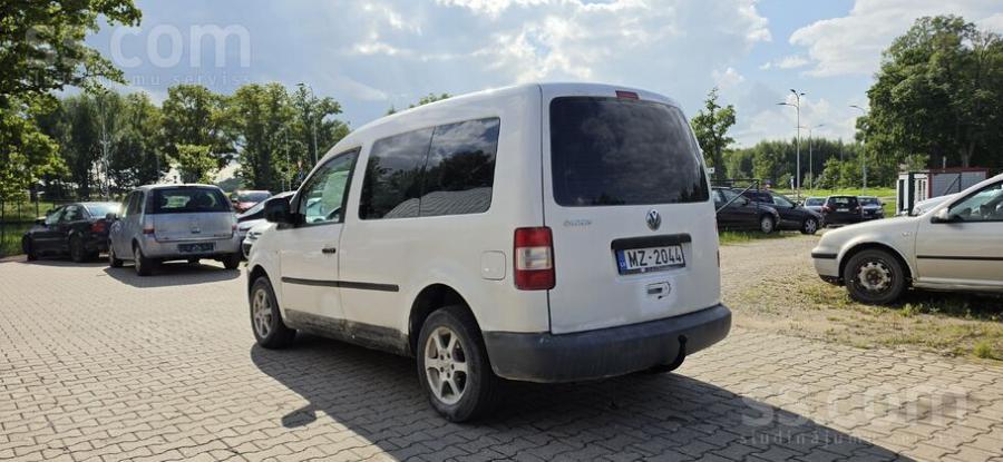White Volkswagen Caddy 2007 in Valmiera, with an engine capacity of 1.90 L and mileage of 646 thousand km for 900 €, photo 5 on AUTOMOTO.COM.LV