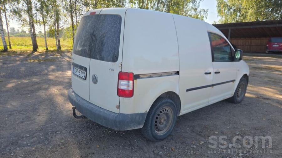 White Volkswagen Caddy 2007 in Cesis, with an engine capacity of 1.90 L and mileage of 313 thousand km for 1500 €, photo 4 on AUTOMOTO.COM.LV