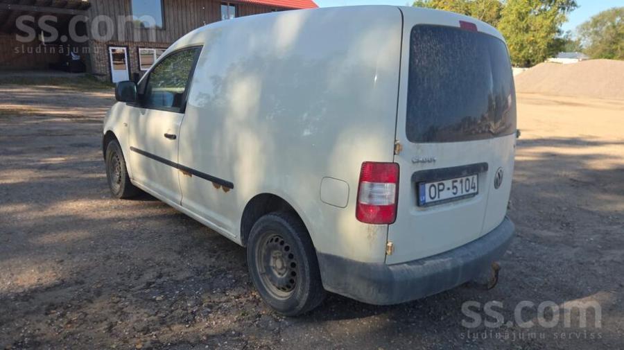 White Volkswagen Caddy 2007 in Cesis, with an engine capacity of 1.90 L and mileage of 313 thousand km for 1500 €, photo 5 on AUTOMOTO.COM.LV