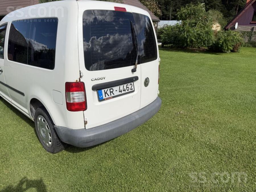 Balts Volkswagen Caddy 2007 Rīga, ar dzinēja tilpumu 1.90 L un nobraukumu 467 tūkst. km par 2550 €, foto 4 vietnē AUTOMOTO.COM.LV