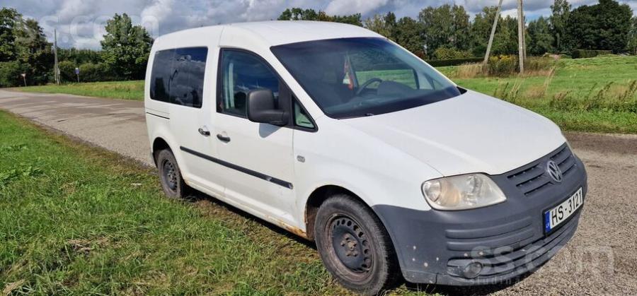 White Volkswagen Caddy 2007 in Riga, with an engine capacity of 1.90 L and mileage of 554 thousand km for 1250 €, photo 3 on AUTOMOTO.COM.LV