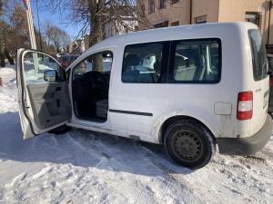 Balts Volkswagen Caddy 2008 Kauņa, ar dzinēja tilpumu 1.90 L un nobraukumu 418 tūkst. km par 2100 €, foto 2 vietnē AUTOMOTO.COM.LV