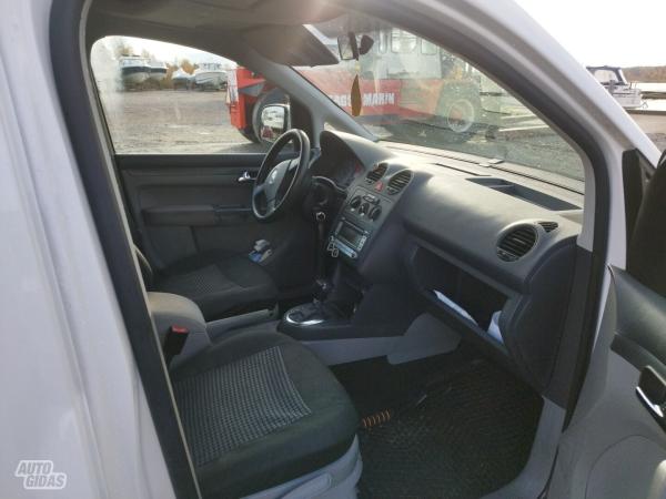 Balts Volkswagen Caddy 2008 Panevēža, ar dzinēja tilpumu 1.90 L un nobraukumu 320 tūkst. km par 4100 €, foto 6 vietnē AUTOMOTO.COM.LV