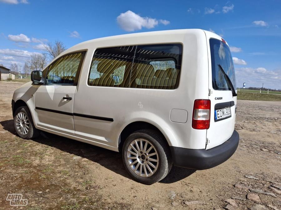 White Volkswagen Caddy 2008 in Joniskis, with an engine capacity of 1.90 L and mileage of 320 thousand km for 2800 €, photo 5 on AUTOMOTO.COM.LV