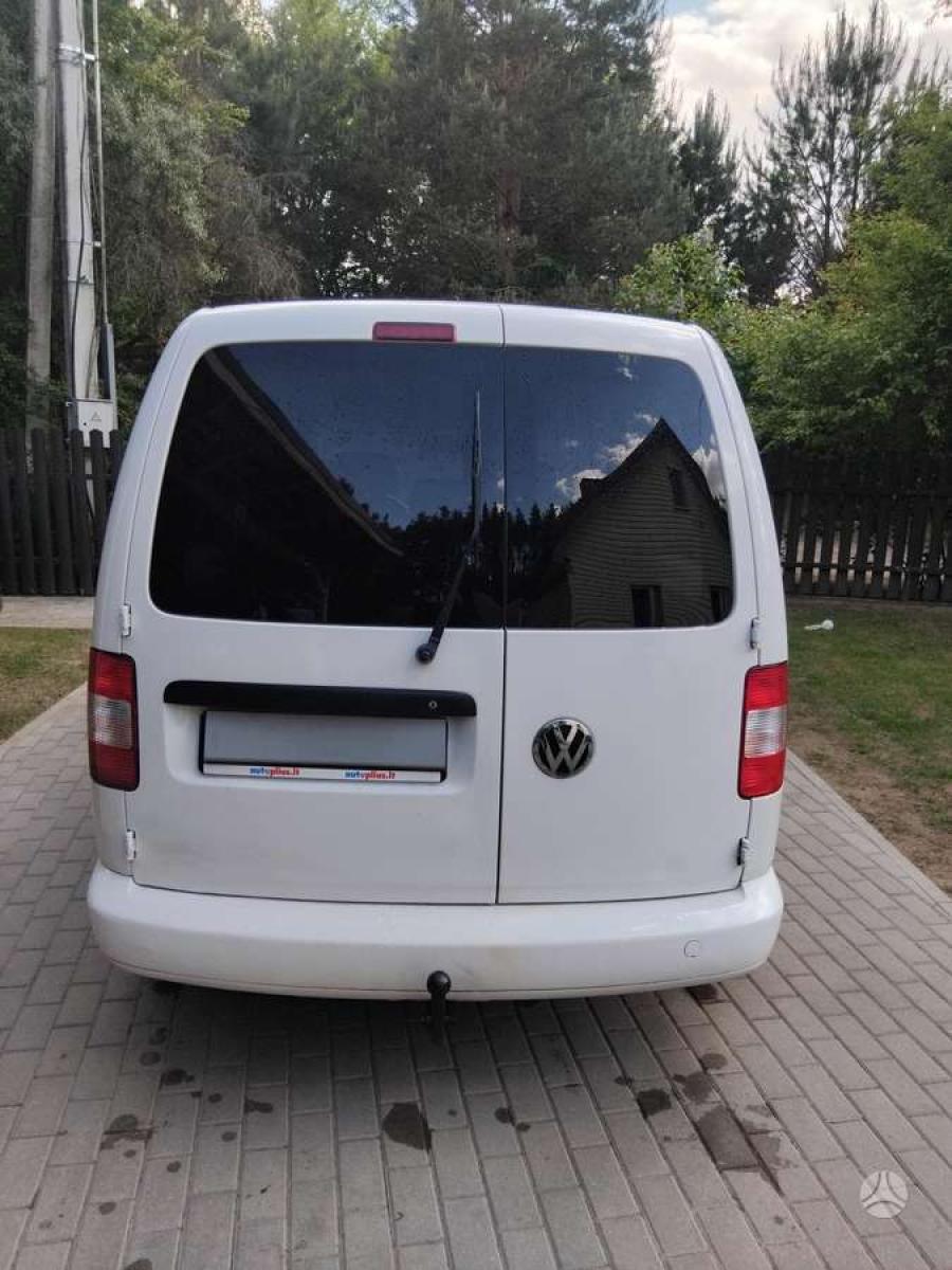 Balts Volkswagen Caddy 2008 Viļņa, ar dzinēja tilpumu 2.00 L un nobraukumu 355 tūkst. km par 3850 €, foto 3 vietnē AUTOMOTO.COM.LV