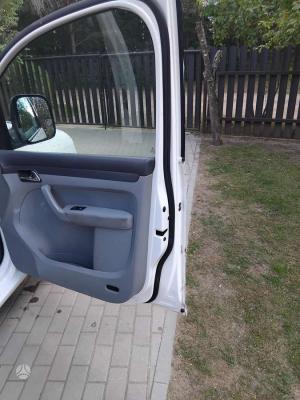Balts Volkswagen Caddy 2008 Viļņa, ar dzinēja tilpumu 2.00 L un nobraukumu 355 tūkst. km par 3850 €, foto 6 vietnē AUTOMOTO.COM.LV