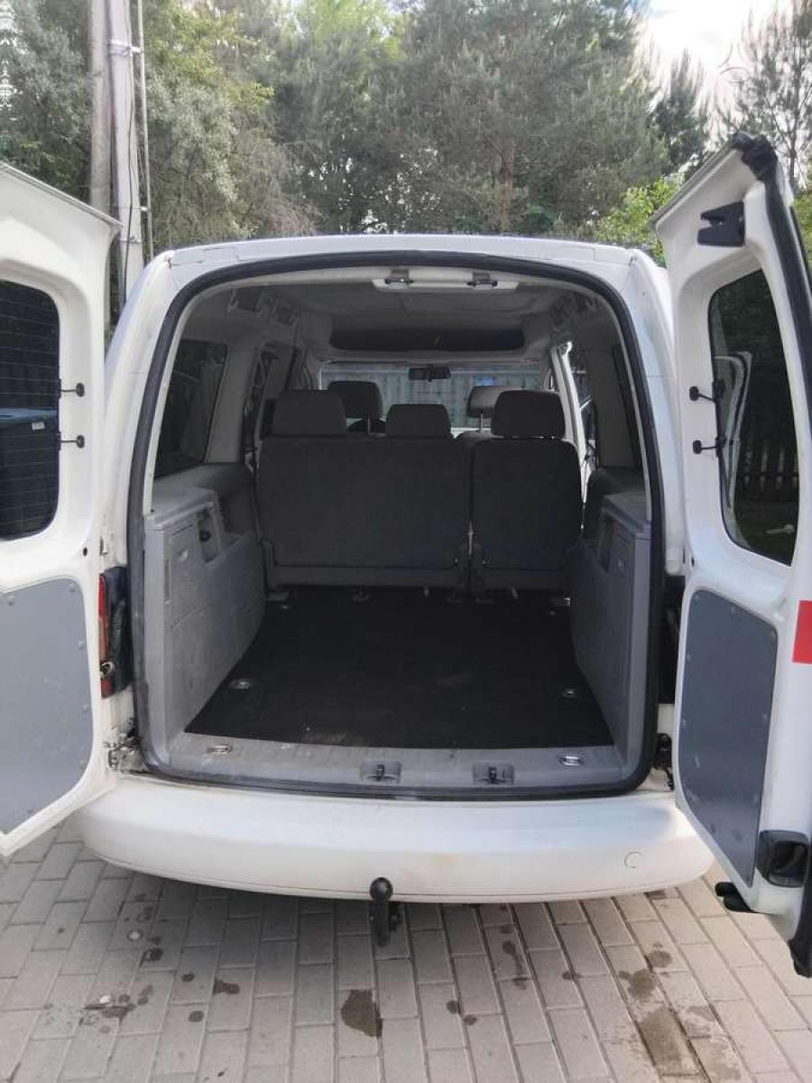 Balts Volkswagen Caddy 2008 Viļņa, ar dzinēja tilpumu 2.00 L un nobraukumu 355 tūkst. km par 3850 €, foto 7 vietnē AUTOMOTO.COM.LV